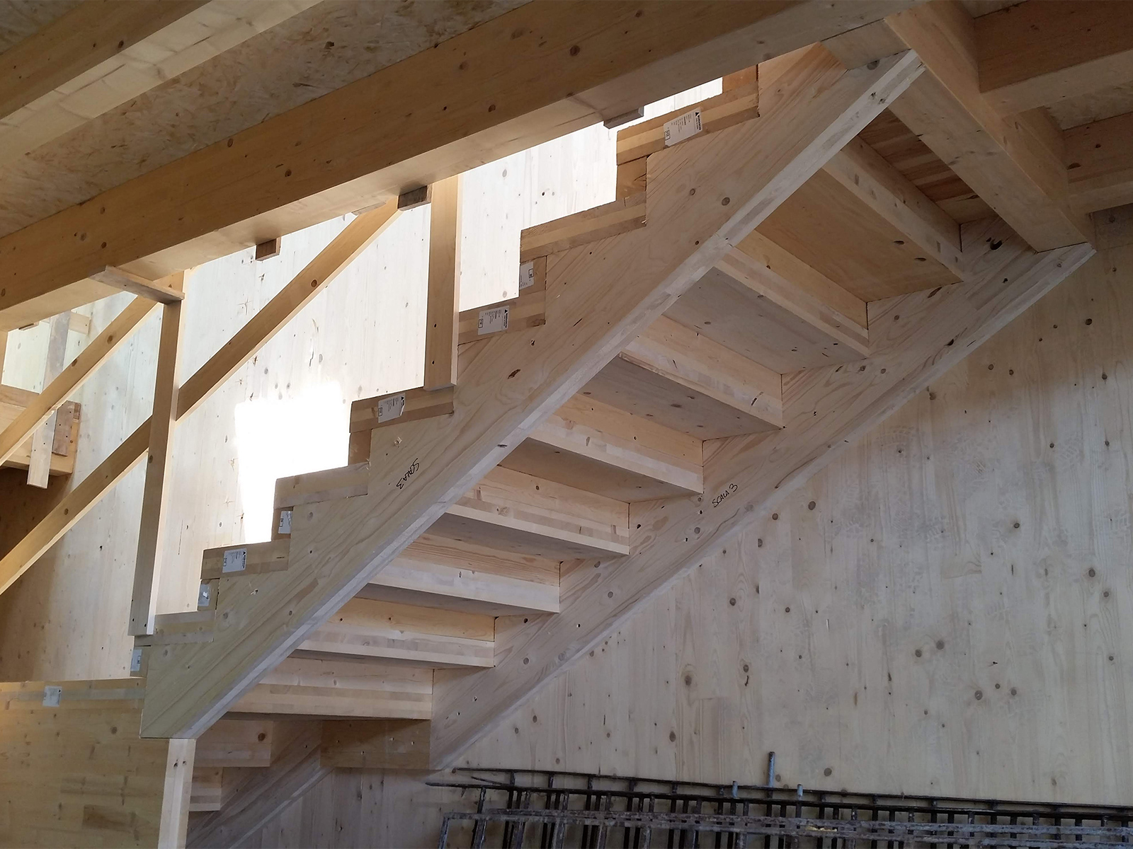 Mass Timber Staircases | Technical Articles | ergodomus